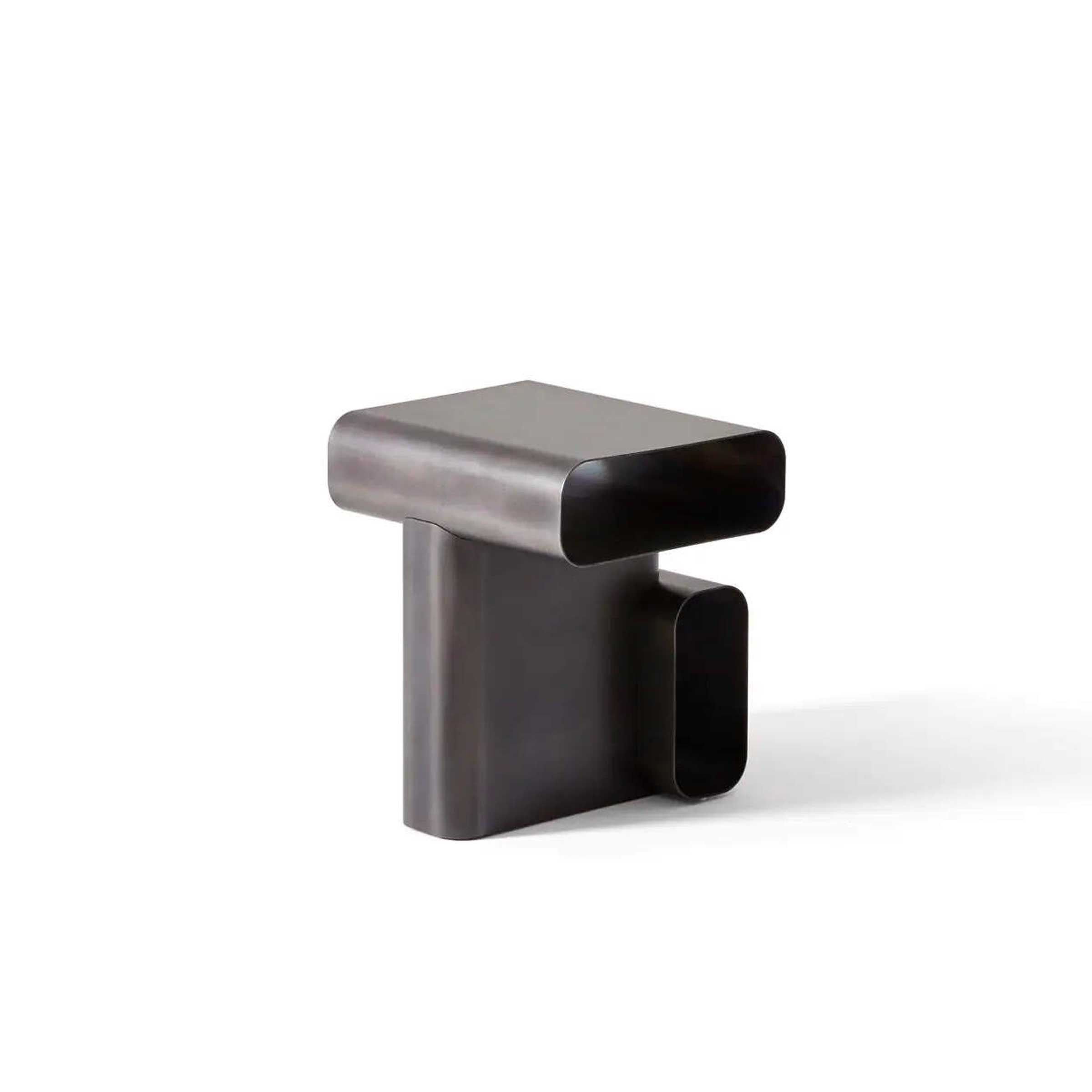 Coffee Table SOFT CORNERS by Linde Freya Tangelder for Cassina. Shop on Design Italy