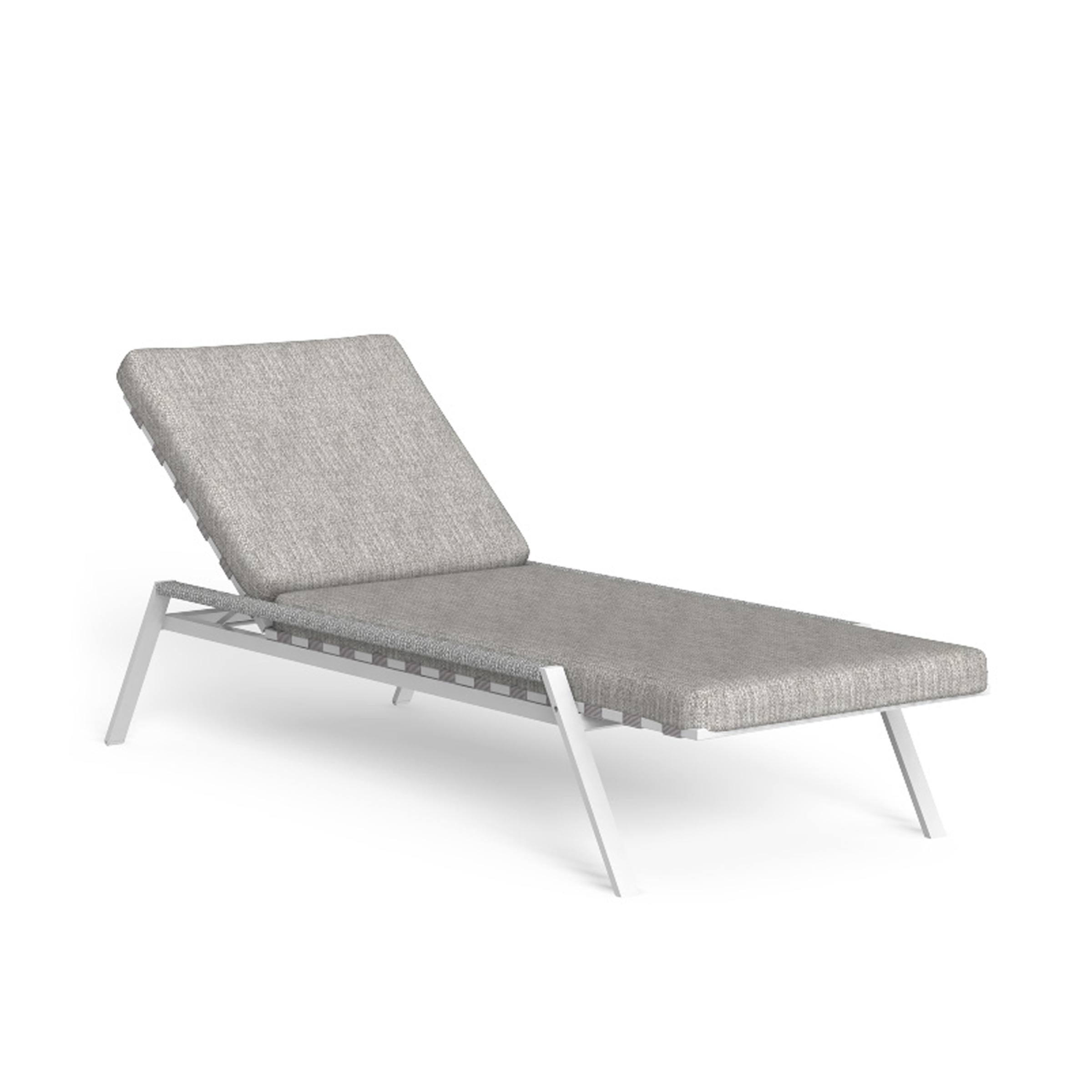 Upholstered Sunbed COTTAGE by Ramón Esteve for Talenti. Shop on Design ...